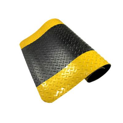 Cina Ergonomic Rubber ESD PVC Tile Anti Static Flooring Mat Anti Fatigue in vendita