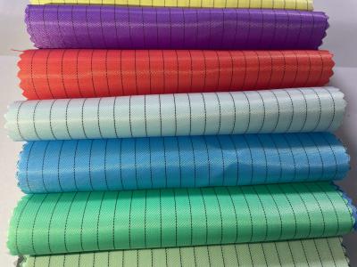 China 130GSM Anti Static ESD Polyester 5mm Stripe Polyester Carbon ESD Fabric Te koop