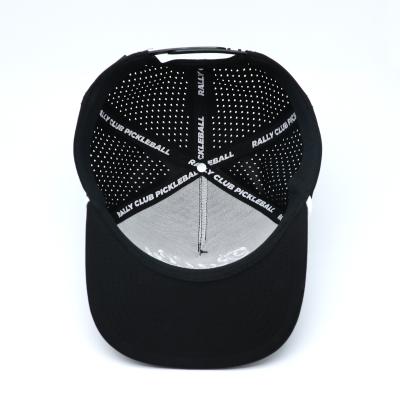 Cina Cappello da golf laser tagliato resistente all'acqua con ricamo a fiocco e design impermeabile in vendita