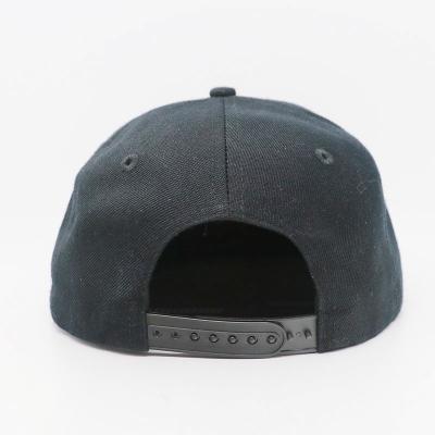 Cina Flat Brim Mens Mesh Snapback Cappelli 3D ricamo Cappelli Hip Hop 5 pannelli Strapback Cappello in vendita