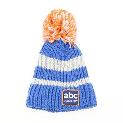 China Winter Women's Big Bobble Hat Chunky Knits Toque With ODM Designs And Knitted Pattern for sale