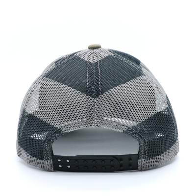 Cina 6 pannelli Camo Trucker Cappello sportivo con bordo pre-curvo e reticolazione reticolare in vendita