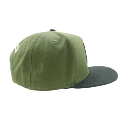 China Adjustable Hip Hop Flat Bill Snapback Cap With Custom Rubber Patch Logo for sale