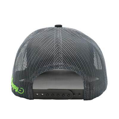 China Presents Custom Embroidered Logo 6 Panel Trucker Hats Running Flat Brim Mesh Cap for sale