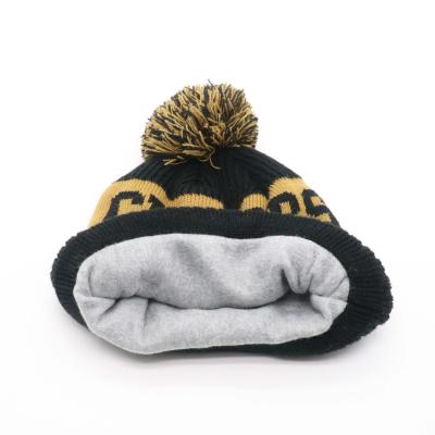 Cina Aggiornate i vostri accessori invernali con cappelli Pom Pom a maglia e rivestimento in lana acrilica al 100% in vendita
