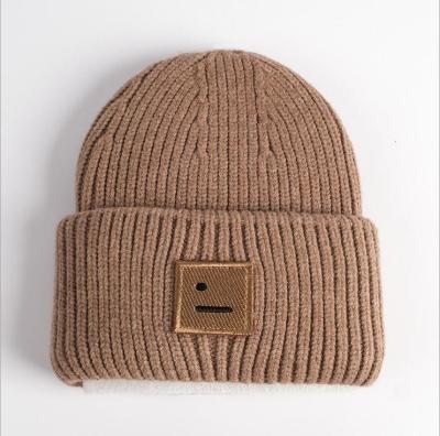 Cina Cappello invernale tipo cappello a maglia cappello personalizzato per materiale RPET ecologico in vendita