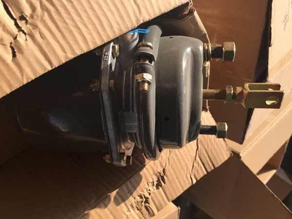 Quality 18 Wheeler Brake Chamber Trailer Spare Parts Brake Chambers For Semi Trucks for sale