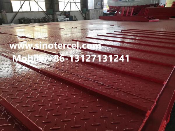 Quality 3 Axles Low Bed Semi Trailer 50-60 Tons Hydraulic Type Ladder Red for sale