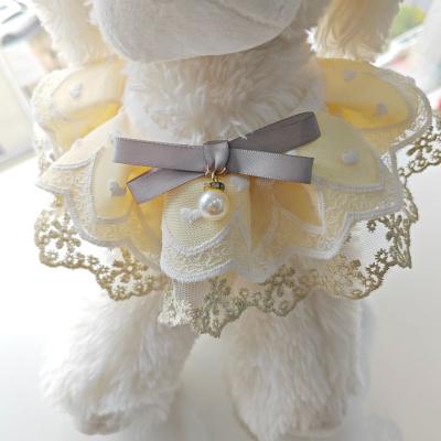 Китай Регулируемый нагрудник для питомцев из шампанского кружева с жемчужной подвеской для собак и кошек продается