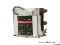 China 12KV Solid Sealed Pole VCB Circuit Breaker 25KA Explosion Proof for sale