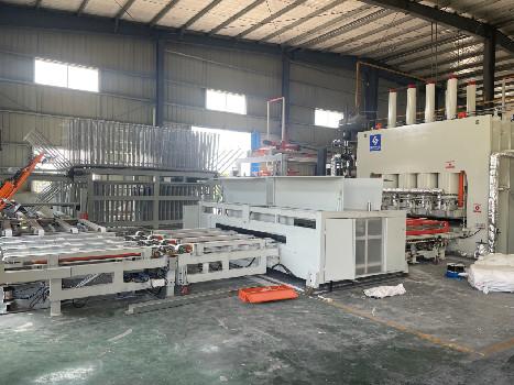 Quality MDF Making Machine Board Hot Press Automatic Short Cycle Laminated Production Line for sale