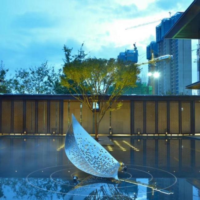 Famous modern abstract leaf stainless steel art sculptures for garden decoration