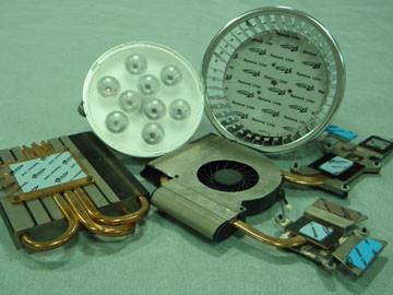 중국 LED 열 분산 Siliconematerials, 60 Shore00를 위한 4.0W/mk 절연제 열 전도성 패드, 200℃에 -50 판매용