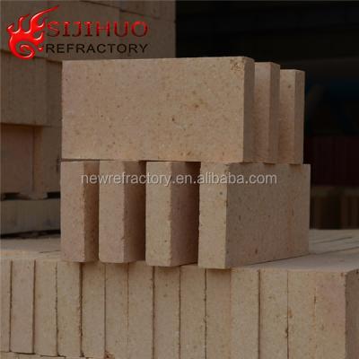 Cina 0.34% contenuto di CaO e 15% di SiC mattoni antialcali per applicazioni di rivestimento refrattarie in vendita