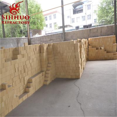 中国 熱耐性 炉やコックストーブ用粘土ブロック 50T/D 容量 Al2O3 48% 販売のため