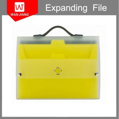 China office supplies A4 plastic document holder PP expanding file folder with handle for sale