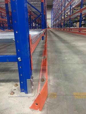 Cina 1600 kg per magazzino di pallet, scaffalature di pallet a corridoio stretto per l'accesso a carrelli elevatori in vendita