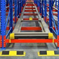 China Q235B Raw Material Gravity Pallet Racking , Gravity Flow Rack In Warehouse Customized for sale