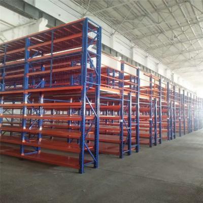Cina Scaffalature per magazzini a più livelli con scalinata in vendita