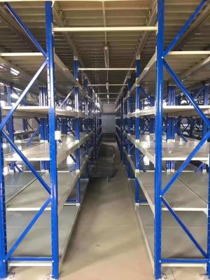 Cina Scaffalature per magazzini a più livelli con scalinata in vendita
