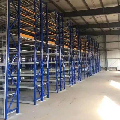 Cina Three-Floors Customized Warehouse Steel Mezzanine Floors Racking System For Storage in vendita
