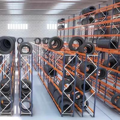 Cina Medium Duty Racks Shelves For Warehouse Logistic Center Made Of Customized Steel in vendita