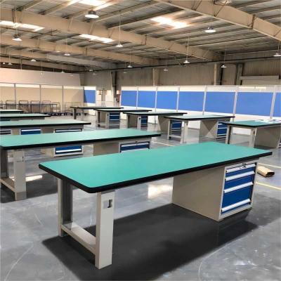Cina Customized Grade Heavy-Duty Garage Workbench With Fixed Mobility And Combined Cabinets in vendita