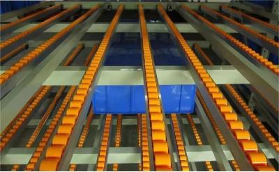 Cina Q235B Material Fluent Racking Carton Flow Racking System Type With Roller Beds Fifo in vendita