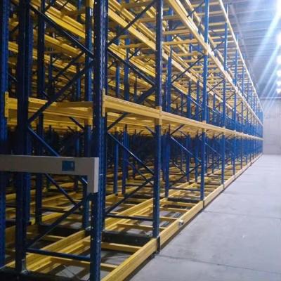 Cina Open Electric Mobile Pallet Racking For High Space Utility In Warehouse Storage System in vendita