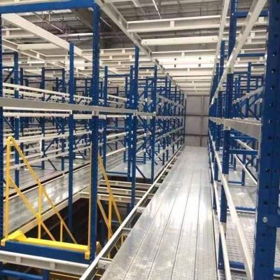 Cina Three-Floors Customized Warehouse Steel Mezzanine Floors Racking System For Storage in vendita