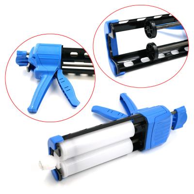 Cina Pistola blu epossidica 400 mL 1:1 doppio applicatore a due componenti Pistola di calcificazione a due componenti per la pistola di legame a pannelli in vendita