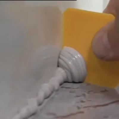 Cina Kit di attrezzi per la calcificazione 3 in 1 con raschiatori di finitura di sigillante di facile lavoro per una migliore finitura in vendita