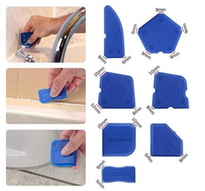 Cina 12 pezzi strumento di sigillamento di silicone sigillante di finitura strumentazione di colata kit scaffalatura di caulk tavole e tavole di base cuscinetti sostitutivi in vendita