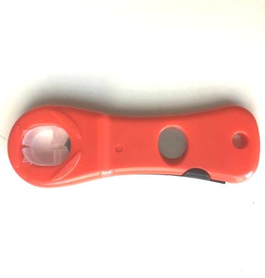 Cina Strumento di taglio per la sicurezza del filo di plastica a colori Fragmenti di tubo di silicone Stagli di sigillante di silicone Fusco di sigillamento/tagliatore di cartucce in vendita