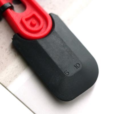 China 1PC 5in1 Ferramenta de raspador de calafaça de plástico Razor Handy Spatula de silicone à venda