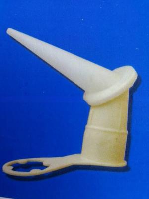 China 360 graus curvado bico de silicone 45 graus bico de calafaz Ângulo ajustável bico de calafaz tipo rotativo à venda