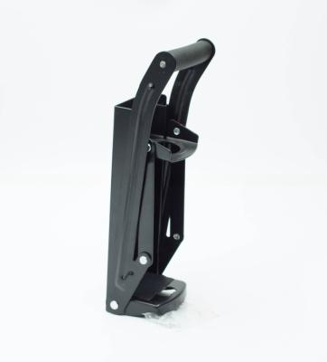 China 16oz Heavy Duty 1.5L Plastic Bottle Crusher and 16oz Can Crusher 12oz Can Crusher Wall mounted type for sale