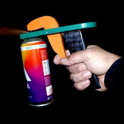China OEM ODM Aerosol Spray Can Gun Handle Spray Paint Sprayer Handle Te koop