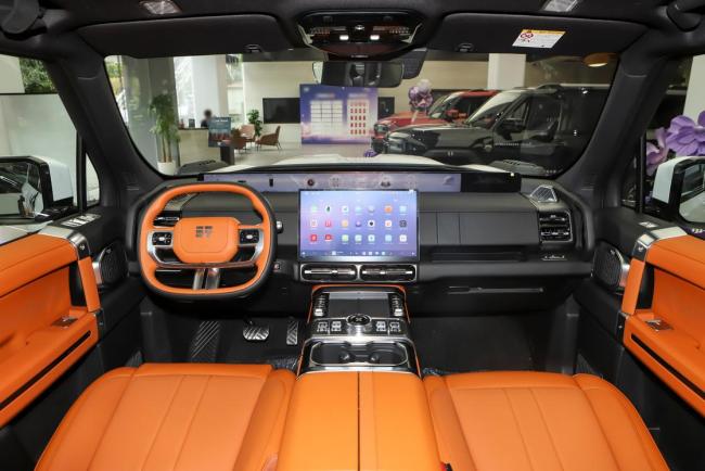 JETOUR G700 cabin or detail view