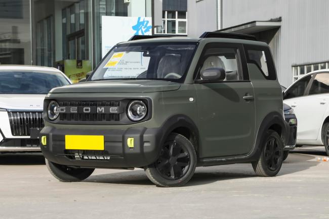 Geely Panda Mini exterior view