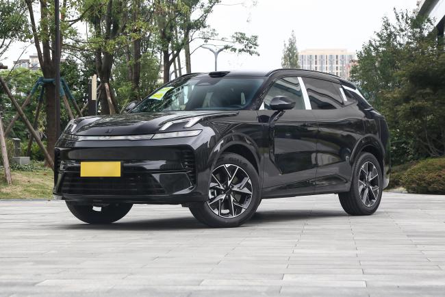 Lynk & Co 08 PHEV / 08 EM-P exterior view