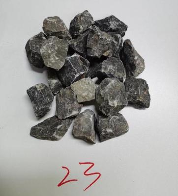 Cina Produzione stabile di dimensione fino a 60mm dell'alimentazione della macchina del frantoio del calcare della roccia del granito 90*2KW in vendita
