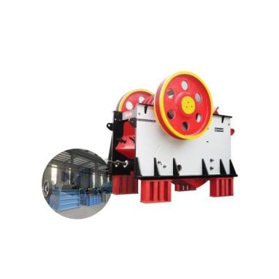 China La trituradora de mandíbula de la máquina de la trituradora del mineral de hierro 90KW 80-403 TPH hizo salir para el machacamiento medio de la mina en venta