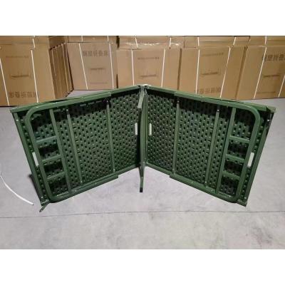 Cina Letto da campo in acciaio e plastica Letto da campo Letto da esercito Letto pieghevole portatile Letto da addestramento militare verde all'aperto in vendita