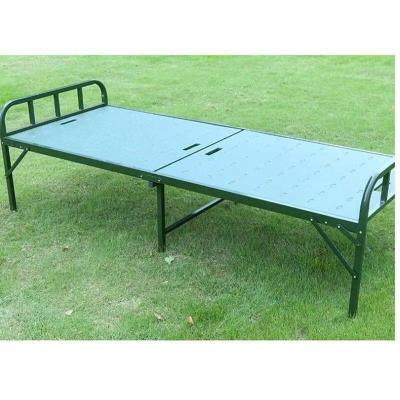 Cina Letto da campo in acciaio e plastica Letto da campo Letto da esercito Letto pieghevole portatile Letto da addestramento militare verde all'aperto in vendita
