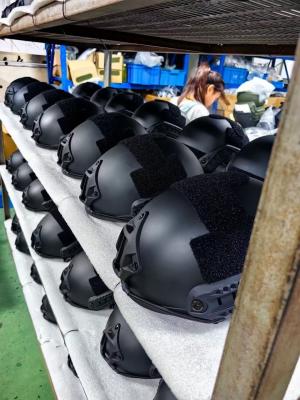 Cina Casco tattico MICH Cacciapiedi in all'aperto Equipaggiamento di protezione della testa per addestramento speciale NIJ IIIA Casco militare di assalto da combattimento in vendita
