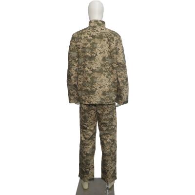 中国 ポリエステル綿 ウクライナ軍戦術制服 防水 防涙 プレッド カモフラージュ 印装 軍服 販売のため