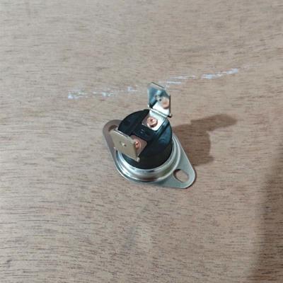 China 130°C Right Angle Temperature Control Thermostat No Deformation for sale