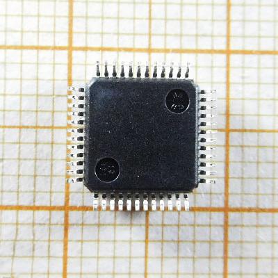 Cina STM32F303CBT6 componenti elettronici IC Chips Motor Ignition Controllers MCU in vendita