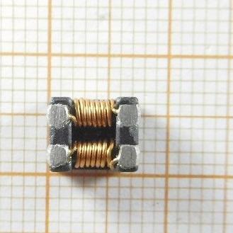 China Vernauwing van SMW7060S102LTT SMD schatte Huidige 3A DCR 17Ω 1020Ω@100MHz Te koop